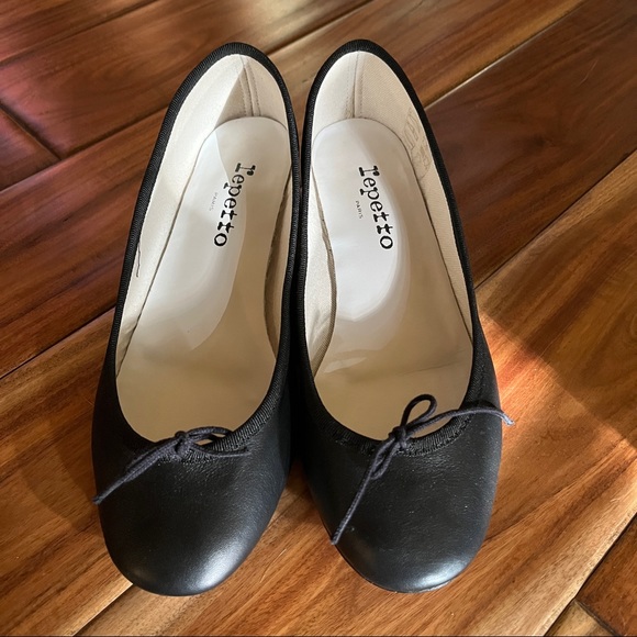 Repetto | Shoes | Repetto Black Camille Pumps | Poshmark